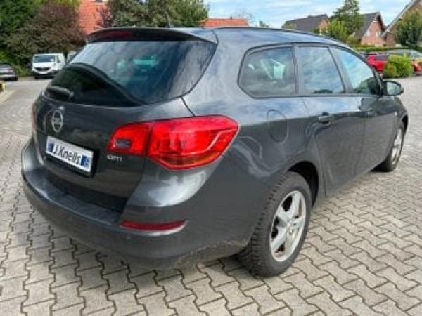 Pelēks Opel Astra 2011 Rīga, ar dzinēja tilpumu 1.70 L un nobraukumu 229 tūkst. km par 4100 €, foto 2 vietnē AUTOMOTO.COM.LV