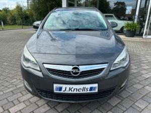 Grey Opel Astra 2011 in Riga, with an engine capacity of 1.70 L and mileage of 229 thousand km for 4100 €, photo 8 on AUTOMOTO.COM.LV