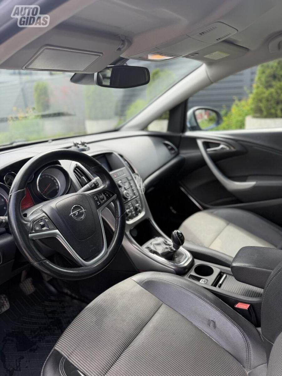 Pelēks Opel Astra 2011 Kauņa, ar dzinēja tilpumu 1.70 L un nobraukumu 275 tūkst. km par 2550 €, foto 15 vietnē AUTOMOTO.COM.LV