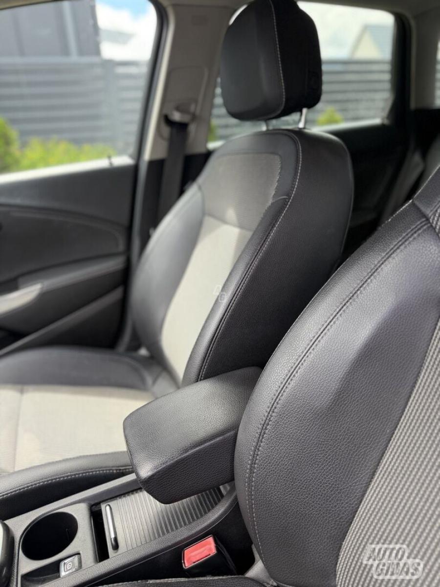 Pelēks Opel Astra 2011 Kauņa, ar dzinēja tilpumu 1.70 L un nobraukumu 275 tūkst. km par 2550 €, foto 25 vietnē AUTOMOTO.COM.LV