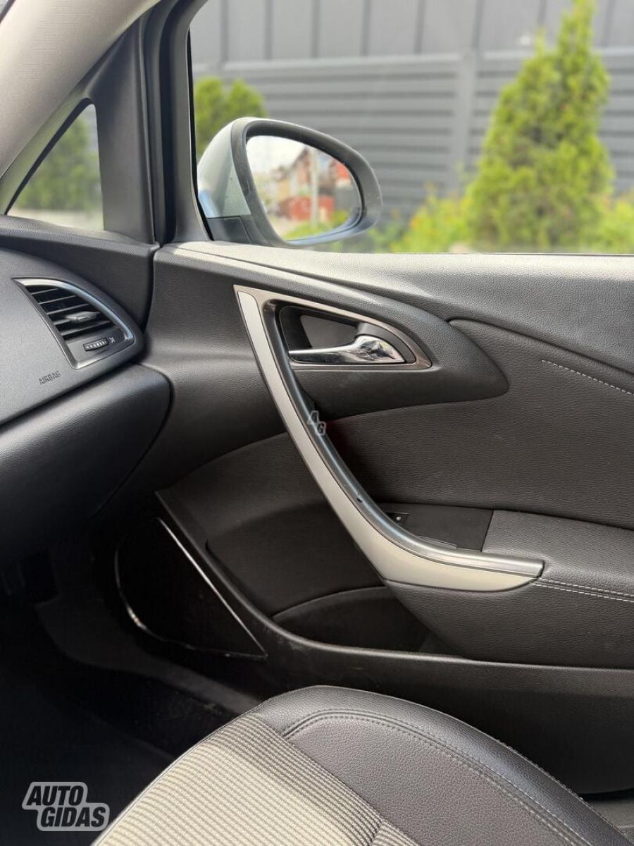 Pelēks Opel Astra 2011 Kauņa, ar dzinēja tilpumu 1.70 L un nobraukumu 275 tūkst. km par 2550 €, foto 28 vietnē AUTOMOTO.COM.LV