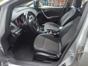 Grey Opel Astra 2011 in Siauliai, with an engine capacity of 2.00 L and mileage of 310 thousand km for 2350 €, photo 13 on AUTOMOTO.COM.LV