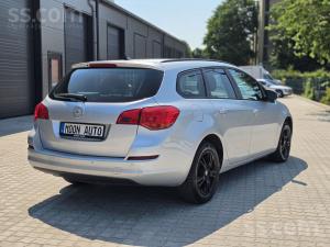 Pelēks Opel Astra 2011 Liepāja, ar dzinēja tilpumu 1.70 L un nobraukumu 301 tūkst. km par 3490 €, foto 7 vietnē AUTOMOTO.COM.LV