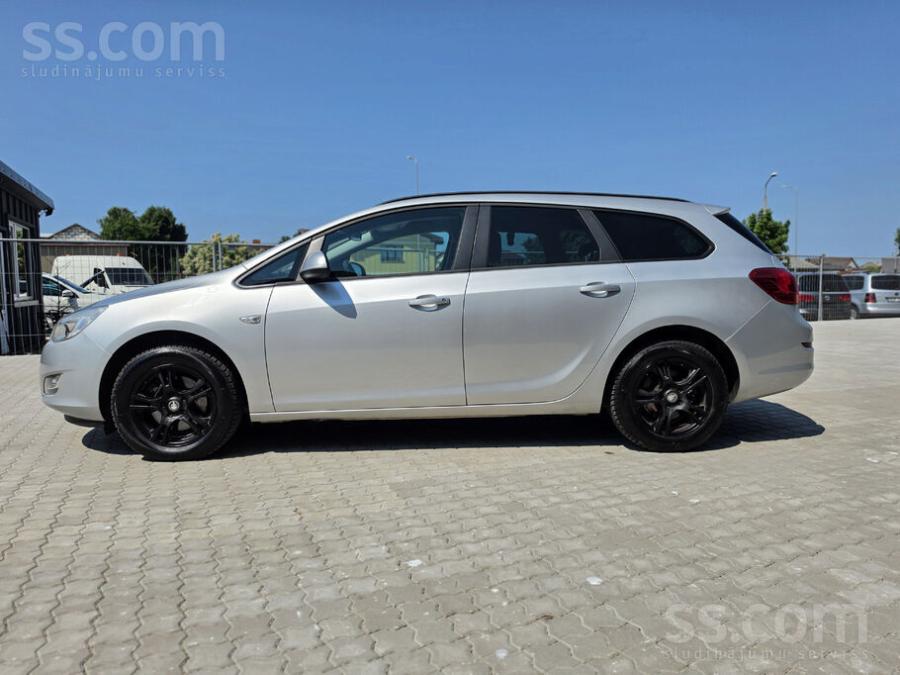 Pelēks Opel Astra 2011 Liepāja, ar dzinēja tilpumu 1.70 L un nobraukumu 301 tūkst. km par 3490 €, foto 10 vietnē AUTOMOTO.COM.LV