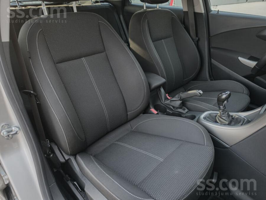Pelēks Opel Astra 2011 Liepāja, ar dzinēja tilpumu 1.70 L un nobraukumu 301 tūkst. km par 3490 €, foto 18 vietnē AUTOMOTO.COM.LV