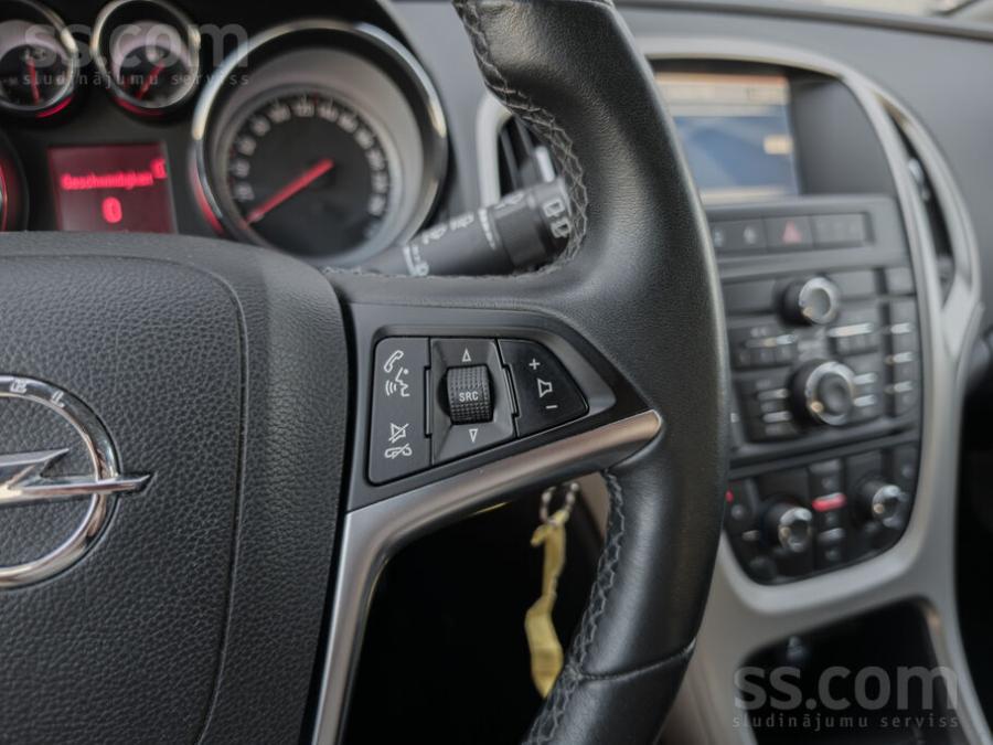 Pelēks Opel Astra 2011 Liepāja, ar dzinēja tilpumu 1.70 L un nobraukumu 301 tūkst. km par 3490 €, foto 23 vietnē AUTOMOTO.COM.LV
