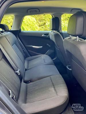 Pelēks Opel Astra 2011 Kauņa, ar dzinēja tilpumu 1.70 L un nobraukumu 219 tūkst. km par 3350 €, foto 15 vietnē AUTOMOTO.COM.LV