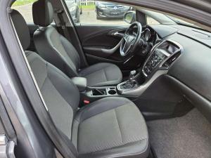 Grey Opel Astra 2011 in Marijampole, with an engine capacity of 1.69 L and mileage of 261 thousand km for 2999 €, photo 15 on AUTOMOTO.COM.LV