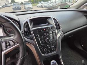 Grey Opel Astra 2011 in Marijampole, with an engine capacity of 1.69 L and mileage of 261 thousand km for 2999 €, photo 19 on AUTOMOTO.COM.LV