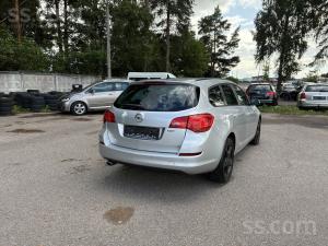 Pelēks Opel Astra 2011 Rīga, ar dzinēja tilpumu 2.00 L un nobraukumu 0 tūkst. km par 3980 €, foto 4 vietnē AUTOMOTO.COM.LV