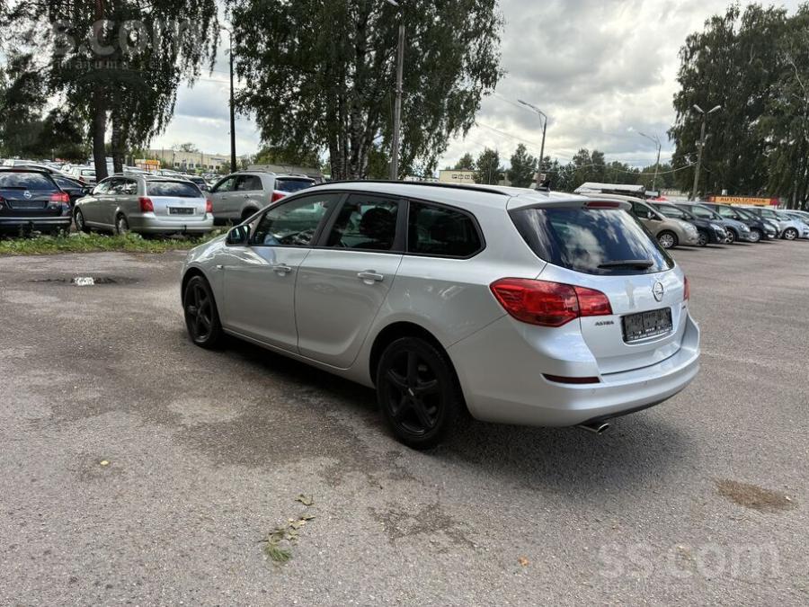 Pelēks Opel Astra 2011 Rīga, ar dzinēja tilpumu 2.00 L un nobraukumu 0 tūkst. km par 3980 €, foto 8 vietnē AUTOMOTO.COM.LV