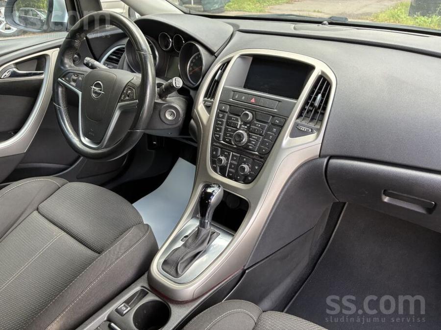 Pelēks Opel Astra 2011 Rīga, ar dzinēja tilpumu 2.00 L un nobraukumu 0 tūkst. km par 3980 €, foto 15 vietnē AUTOMOTO.COM.LV