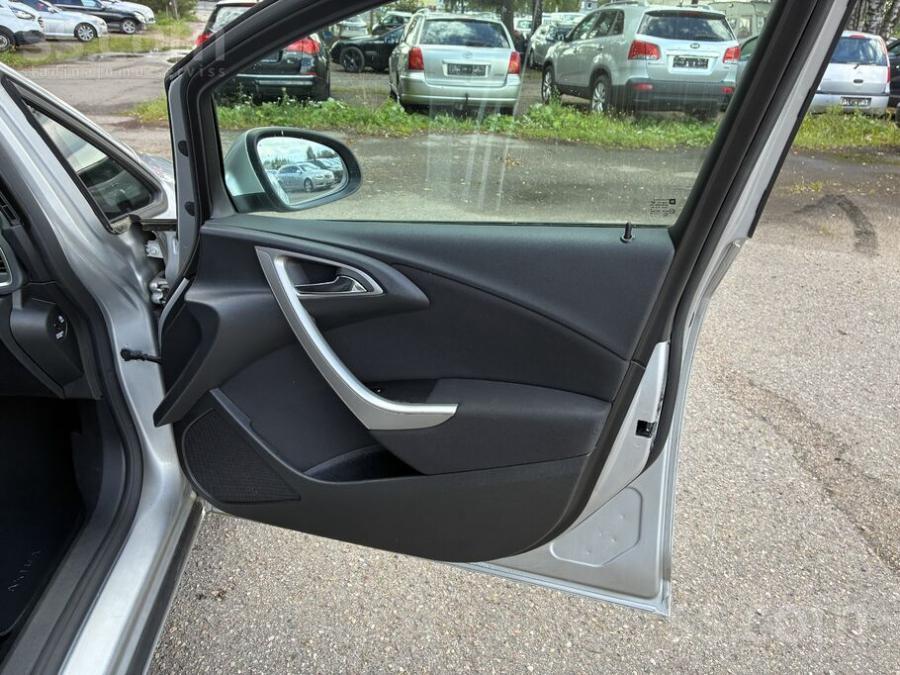 Pelēks Opel Astra 2011 Rīga, ar dzinēja tilpumu 2.00 L un nobraukumu 0 tūkst. km par 3980 €, foto 16 vietnē AUTOMOTO.COM.LV