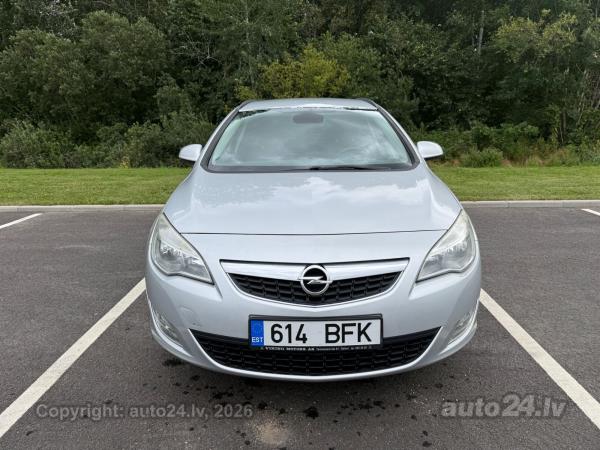 Pelēks Opel Astra 2011 Keila, ar dzinēja tilpumu 1.40 L un nobraukumu 309 tūkst. km par 1499 €, foto 2 vietnē AUTOMOTO.COM.LV