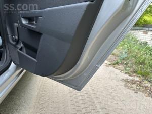 Grey Opel Astra 2011 in Riga, with an engine capacity of 1.60 L and mileage of 111 thousand km for 1900 €, photo 14 on AUTOMOTO.COM.LV