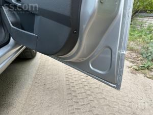 Grey Opel Astra 2011 in Riga, with an engine capacity of 1.60 L and mileage of 111 thousand km for 1900 €, photo 15 on AUTOMOTO.COM.LV