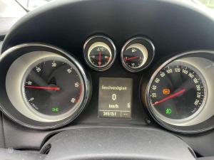 Grey Opel Astra 2011 in Siauliai, with an engine capacity of 1.69 L and mileage of 345 thousand km for 2150 €, photo 21 on AUTOMOTO.COM.LV