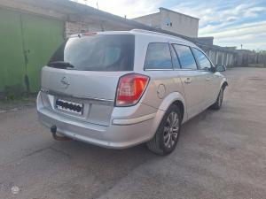 Pelēks Opel Astra 2011 Klaipėda, ar dzinēja tilpumu 1.70 L un nobraukumu 0 tūkst. km par 1250 €, foto 4 vietnē AUTOMOTO.COM.LV