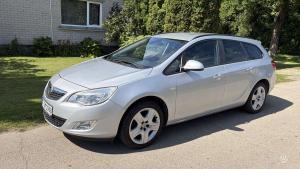 Pelēks Opel Astra 2011 Kupiškis, ar dzinēja tilpumu 1.40 L un nobraukumu 188 tūkst. km par 2450 €, foto  vietnē AUTOMOTO.COM.LV