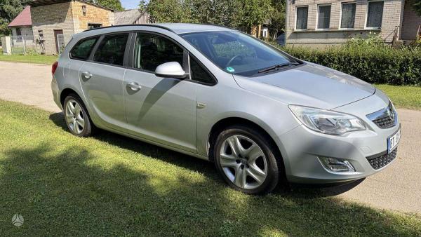 Pelēks Opel Astra 2011 Kupiškis, ar dzinēja tilpumu 1.40 L un nobraukumu 188 tūkst. km par 2450 €, foto 7 vietnē AUTOMOTO.COM.LV