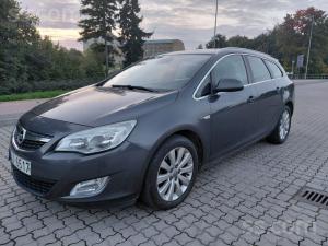 Серый Опель Астра 2011 в Салдус, объемом двигателя 1.70 л и пробегом 290 тыс. км за 2950 €, фото  на AUTOMOTO.COM.LV