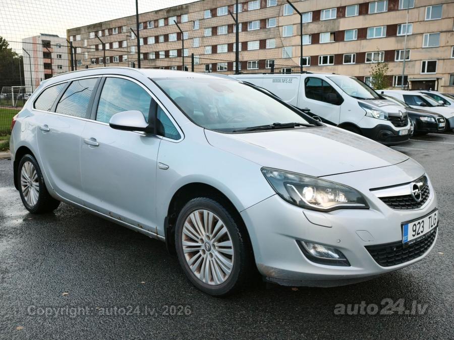 Серый Опель Астра 2011 в Тарту, объемом двигателя 1.70 л и пробегом 238 тыс. км за 1999 €, фото 3 на AUTOMOTO.COM.LV