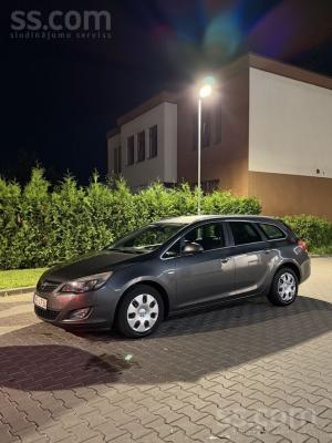 Grey Opel Astra 2011 in Riga, with an engine capacity of 2.00 L and mileage of 265 thousand km for 3800 €, photo  on AUTOMOTO.COM.LV
