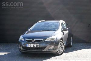 Pelēks Opel Astra 2011 Rīga, ar dzinēja tilpumu 2.00 L un nobraukumu 254 tūkst. km par 3990 €, foto  vietnē AUTOMOTO.COM.LV