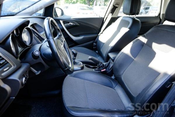 Pelēks Opel Astra 2011 Rīga, ar dzinēja tilpumu 2.00 L un nobraukumu 254 tūkst. km par 3990 €, foto 8 vietnē AUTOMOTO.COM.LV