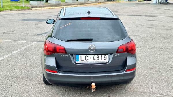 Pelēks Opel Astra 2011 Cēsis, ar dzinēja tilpumu 1.70 L un nobraukumu 501 tūkst. km par 1900 €, foto 7 vietnē AUTOMOTO.COM.LV