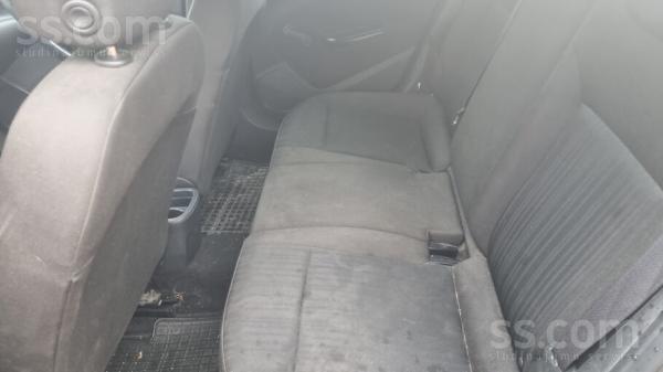Grey Opel Astra 2012 in Jelgava, with an engine capacity of 1.30 L and mileage of 326 thousand km for 1190 €, photo 11 on AUTOMOTO.COM.LV