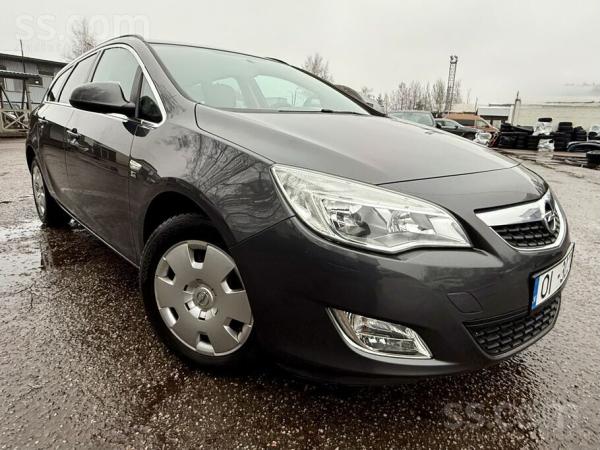 Pelēks Opel Astra 2012 Rīga, ar dzinēja tilpumu 1.60 L un nobraukumu 0 tūkst. km par 4350 €, foto 1 vietnē AUTOMOTO.COM.LV