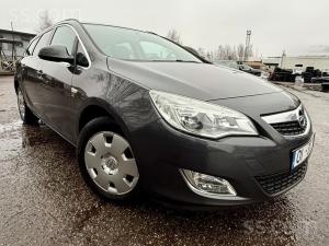 Grey Opel Astra 2012 in Riga, with an engine capacity of 1.60 L and mileage of 0 thousand km for 4350 €, photo  on AUTOMOTO.COM.LV