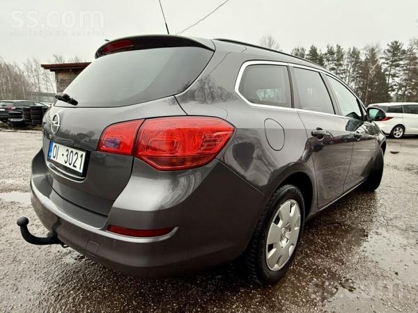 Pelēks Opel Astra 2012 Rīga, ar dzinēja tilpumu 1.60 L un nobraukumu 0 tūkst. km par 4350 €, foto 9 vietnē AUTOMOTO.COM.LV