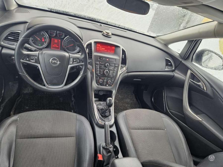Pelēks Opel Astra 2012 Šauļi, ar dzinēja tilpumu 1.69 L un nobraukumu 255 tūkst. km par 2550 €, foto 9 vietnē AUTOMOTO.COM.LV