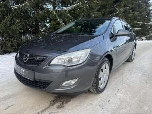 Pelēks Opel Astra 2012 Alīta, ar dzinēja tilpumu 1.40 L un nobraukumu 212 tūkst. km par 3450 €, foto 3 vietnē AUTOMOTO.COM.LV