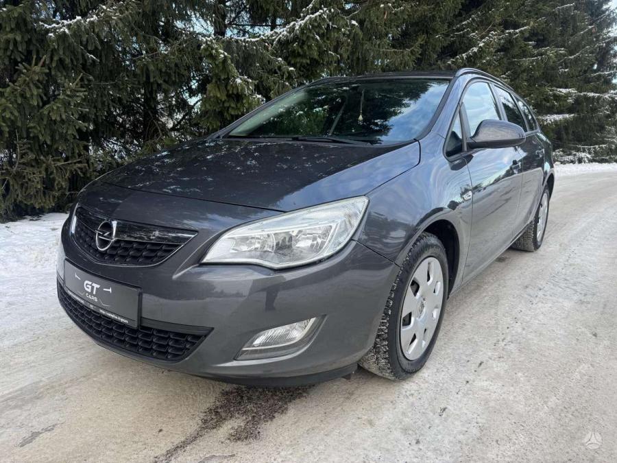 Pelēks Opel Astra 2012 Alīta, ar dzinēja tilpumu 1.40 L un nobraukumu 212 tūkst. km par 3450 €, foto 3 vietnē AUTOMOTO.COM.LV