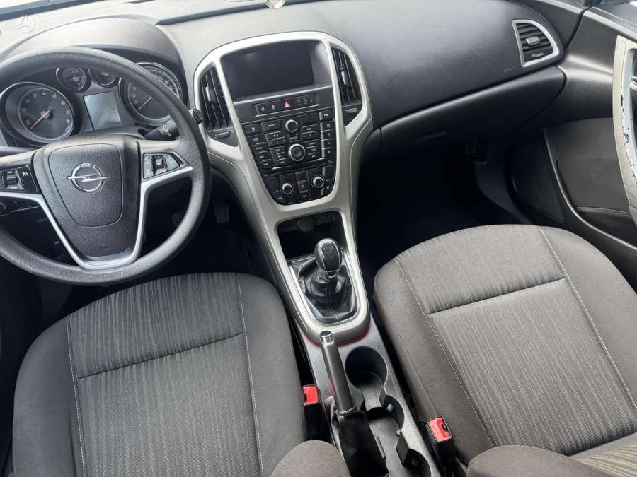 Pelēks Opel Astra 2012 Alīta, ar dzinēja tilpumu 1.40 L un nobraukumu 212 tūkst. km par 3450 €, foto 14 vietnē AUTOMOTO.COM.LV