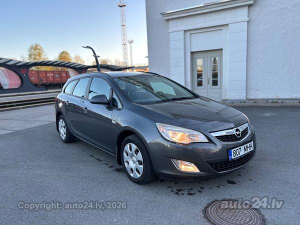 Pelēks Opel Astra 2012 Tallina, ar dzinēja tilpumu 1.60 L un nobraukumu 207 tūkst. km par 2100 €, foto 3 vietnē AUTOMOTO.COM.LV