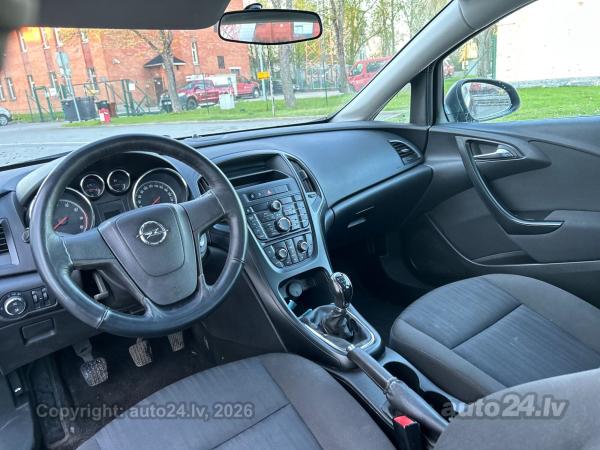 Pelēks Opel Astra 2012 Tallina, ar dzinēja tilpumu 1.60 L un nobraukumu 207 tūkst. km par 2100 €, foto 10 vietnē AUTOMOTO.COM.LV