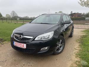 Pelēks Opel Astra 2012 Šakiai, ar dzinēja tilpumu 1.70 L un nobraukumu 218 tūkst. km par 2650 €, foto  vietnē AUTOMOTO.COM.LV