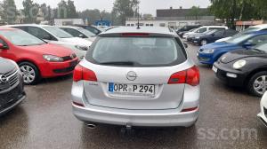 Grey Opel Astra 2012 in Riga, with an engine capacity of 1.40 L and mileage of 220 thousand km for 4000 €, photo 8 on AUTOMOTO.COM.LV
