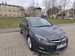 Grey Opel Astra 2012 in Saldus, with an engine capacity of 1.60 L and mileage of 383 thousand km for 2200 €, photo  on AUTOMOTO.COM.LV