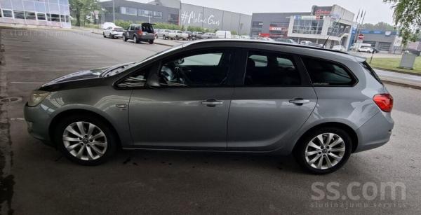 Pelēks Opel Astra 2012 Rīga, ar dzinēja tilpumu 1.70 L un nobraukumu 280 tūkst. km par 2500 €, foto 8 vietnē AUTOMOTO.COM.LV