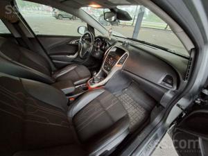 Grey Opel Astra 2012 in Riga, with an engine capacity of 1.70 L and mileage of 280 thousand km for 2500 €, photo 13 on AUTOMOTO.COM.LV