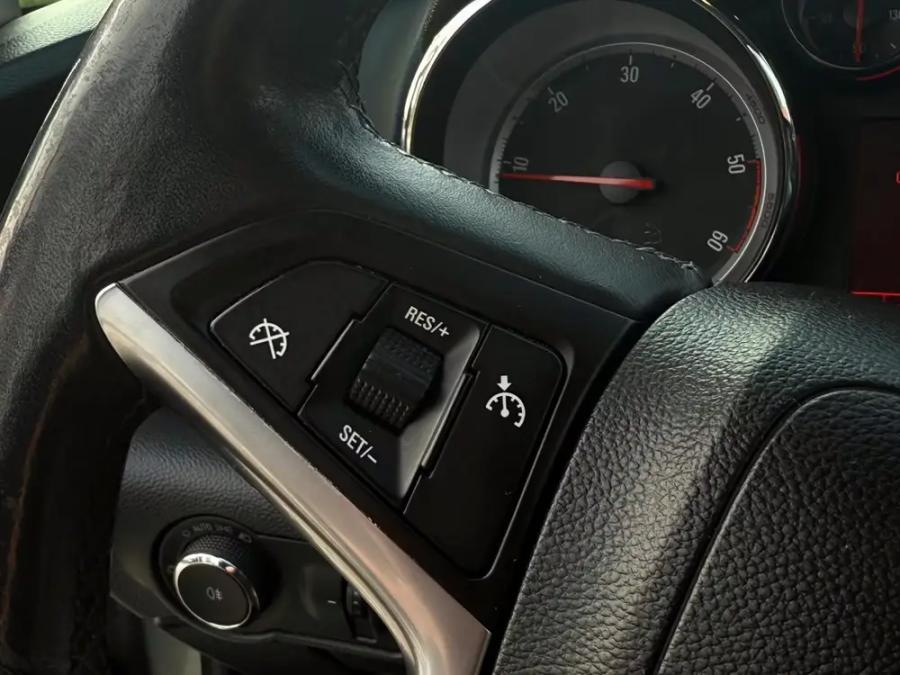 Pelēks Opel Astra 2012 Jelgava, ar dzinēja tilpumu 2.00 L un nobraukumu 277 tūkst. km par 5150 €, foto 16 vietnē AUTOMOTO.COM.LV