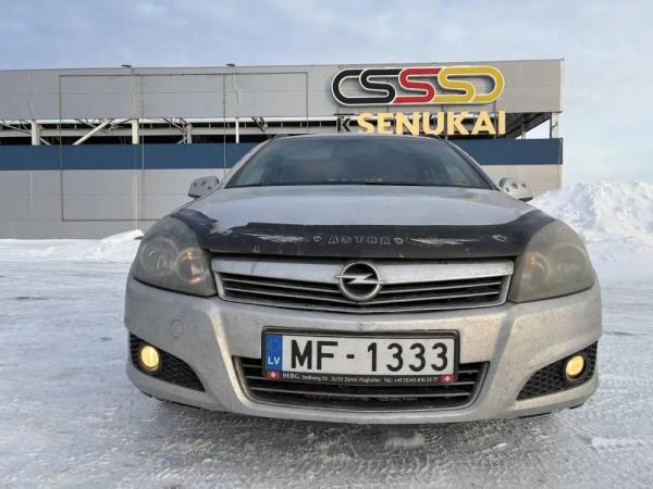 Grey Opel Astra 2012 in Daugavpils, with an engine capacity of 1.60 L and mileage of 546 thousand km for 650 €, photo 8 on AUTOMOTO.COM.LV