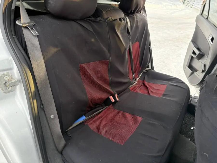 Pelēks Opel Astra 2012 Daugavpils, ar dzinēja tilpumu 1.60 L un nobraukumu 546 tūkst. km par 650 €, foto 19 vietnē AUTOMOTO.COM.LV