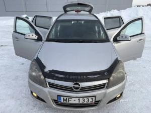 Pelēks Opel Astra 2012 Daugavpils, ar dzinēja tilpumu 1.60 L un nobraukumu 546 tūkst. km par 650 €, foto 28 vietnē AUTOMOTO.COM.LV