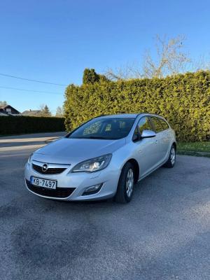 Pelēks Opel Astra 2012 Rīga, ar dzinēja tilpumu 1.70 L un nobraukumu 270 tūkst. km par 2900 €, foto 3 vietnē AUTOMOTO.COM.LV